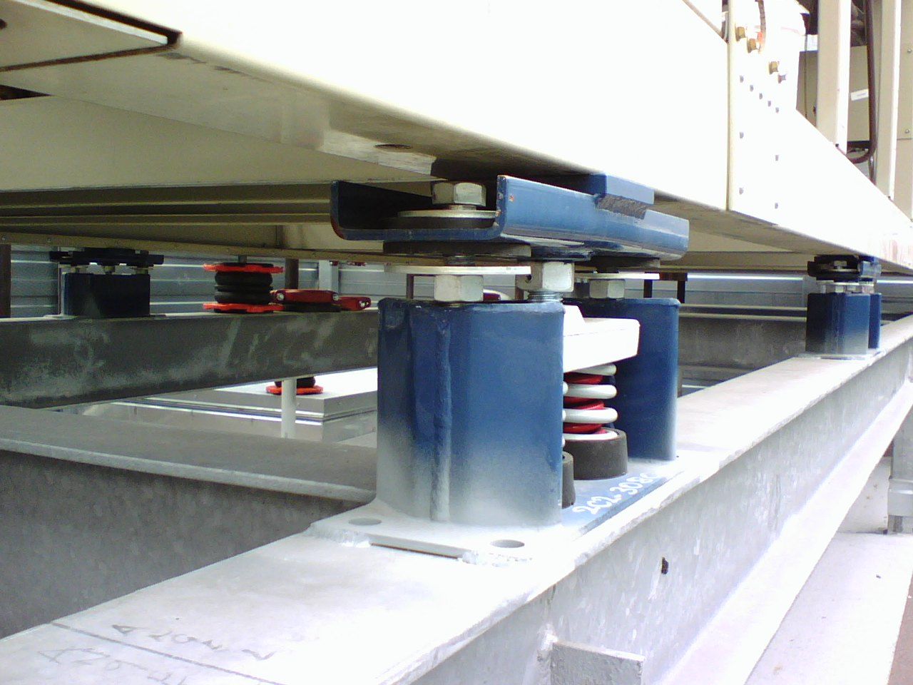 38731798-Chiller-on-SLRS-Mounts-2-AJ Engineering-mason industries ...